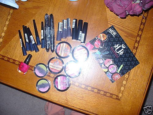 HUGE 100 piece beauty and makeup lot!