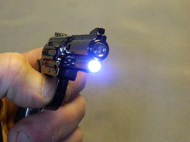 Medium Size Pistol Gun Revolver Jet Torch Lighter With White LED ...