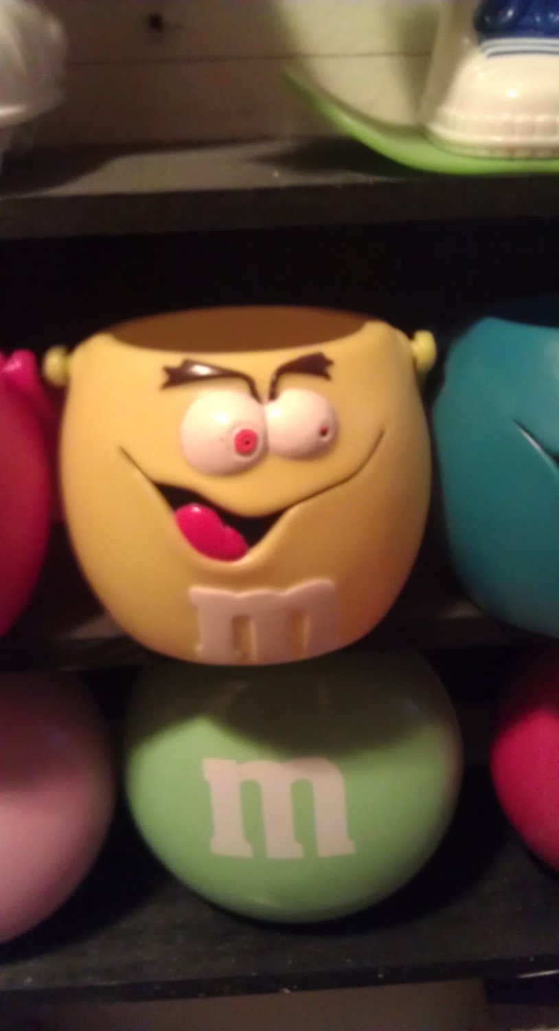 M&M's Mini's Plastic Bucket Yellow