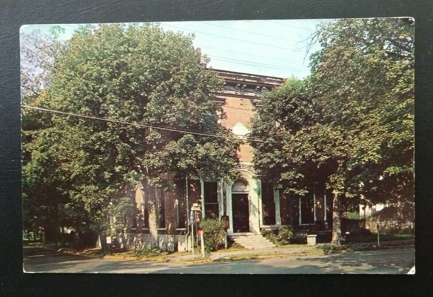 Historic Bank Russellville Kentucky Robbed by Jesse James