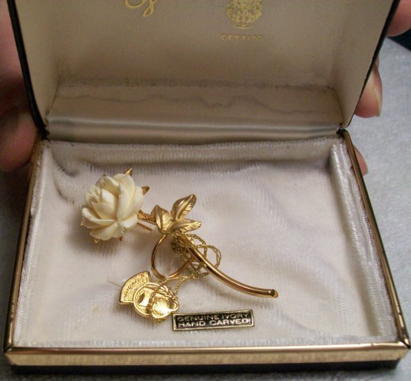 Ivory Rose Pin by Giovanni (Vintage)