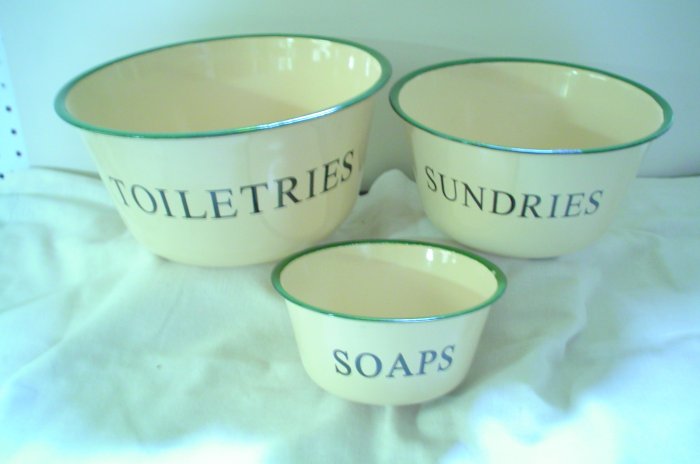 Enamelware Bath Bowls~ 2 Piece Set~Yellow & Green