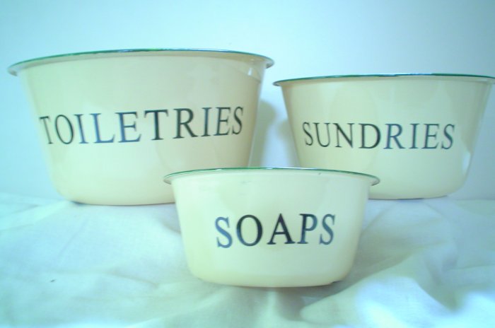 Enamelware Bath Bowls~ 2 Piece Set~Yellow & Green