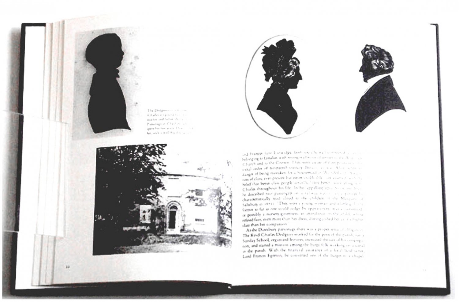 John Pudney Lewis Carroll and His World First Edition 1976