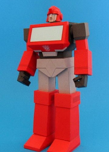 Transformer Ironhide - 3D DIY Paper Craft Model CD