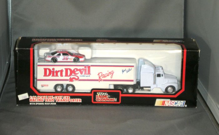 Kenny Wallace #36 Dirt Devil Racing Transporter Racing Champions 1:64 ...