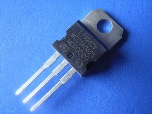 IC, Voltage Regulator, L7924CV L7924 7924, 5 pcs. (Item# I0154)