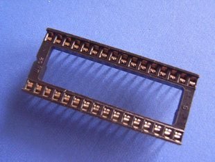 IC Socket, 32 pin DIP, 0.1 inch pitch, 16 pcs. (Item# S0017)