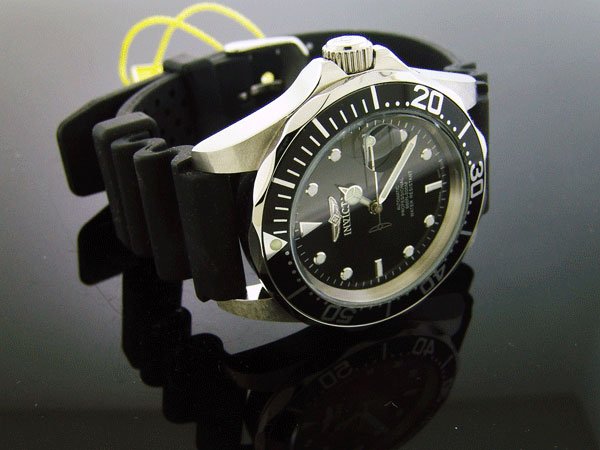 Invicta Men's 9110 Pro Diver Collection Automatic Watch