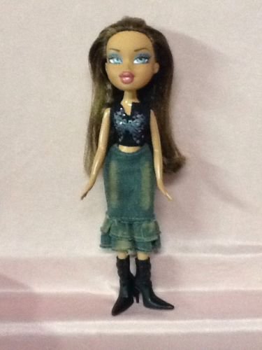 Bratz Girlz Girls Doll RARE Retired Funk Out Nevra Secret Date Pretty N ...