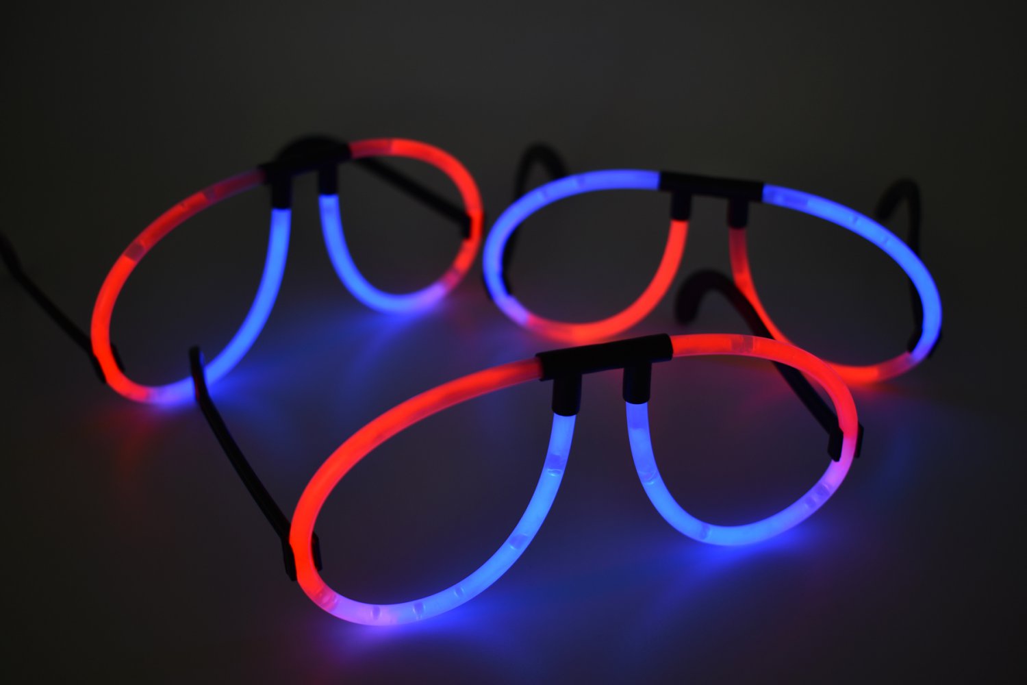 DirectGlow 50ct Blue Red Glow Stick Glasses Bracelets Eyeglasses Party ...