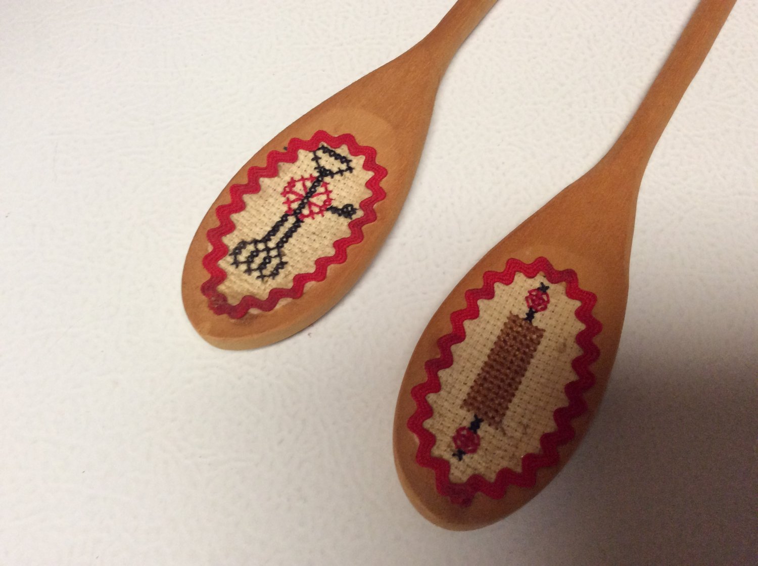 Set of Vintage Hanging Wooden Spoons w/Cross Stitch Design & Rick Rack