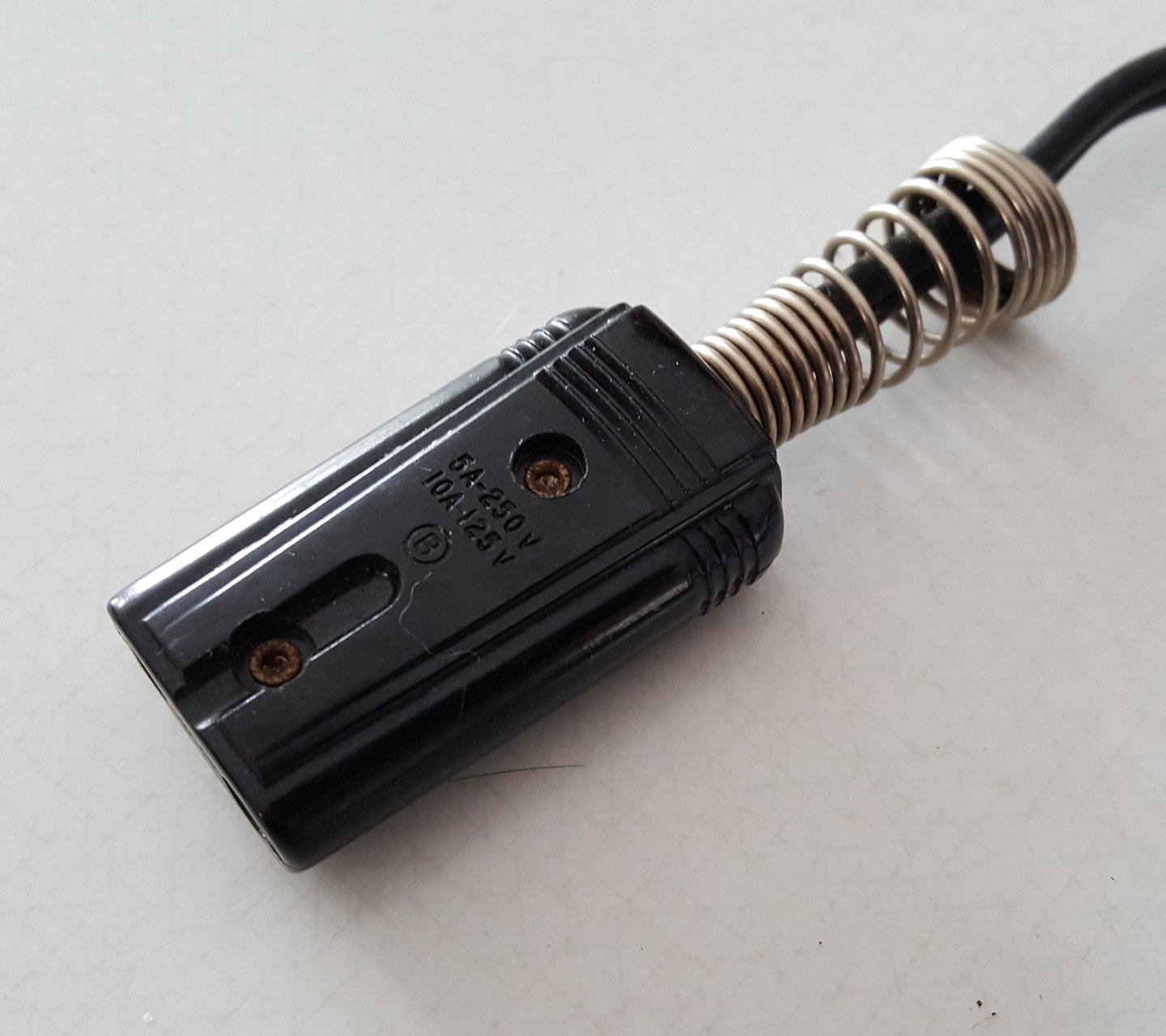 Vintage Belden APPLIANCE CORD 2-Prong Bakelite End - 5A 250V 10A 125V B Vintage Belden APPLIANCE CORD 2-Prong Bakelite End - 5A 250V 10A 125V B