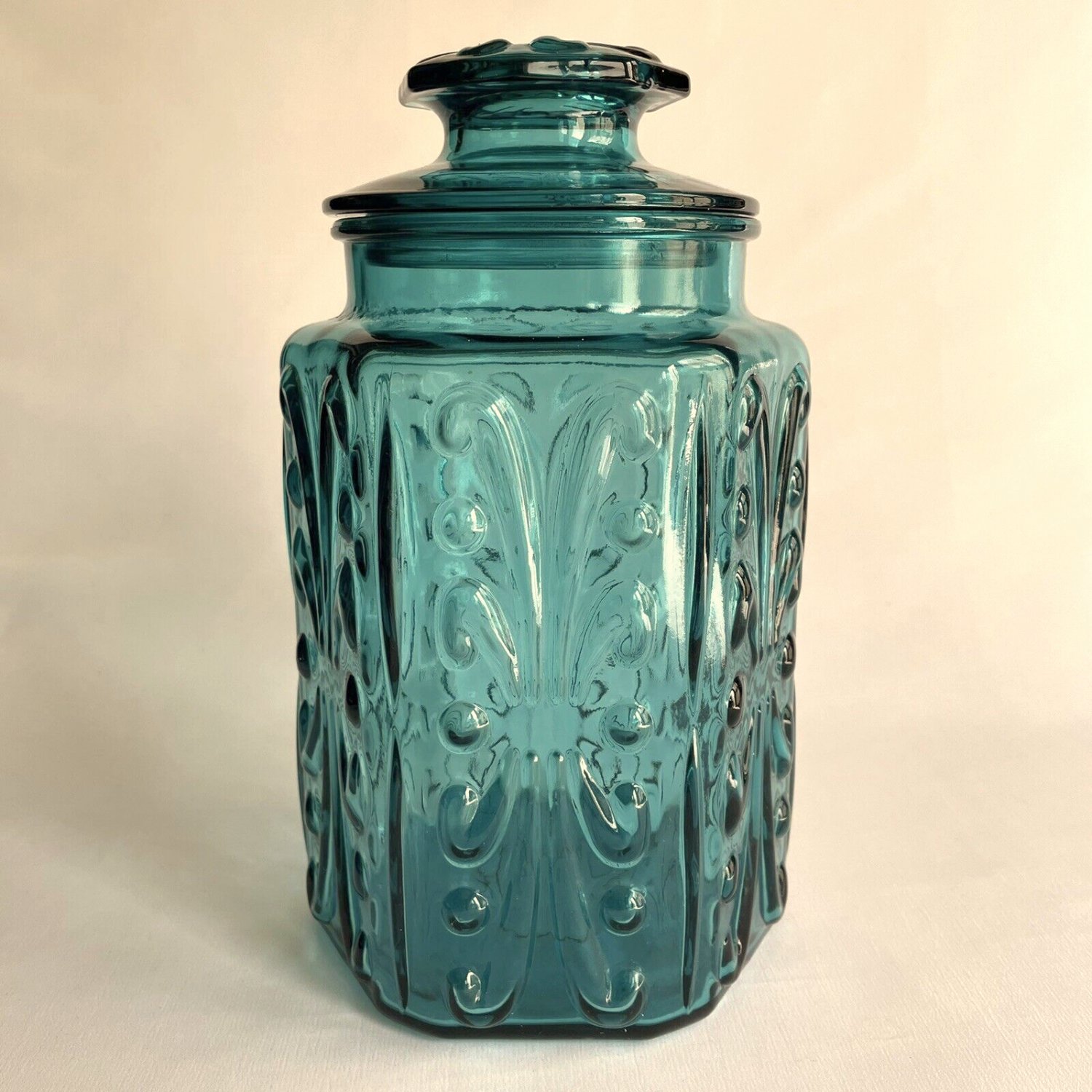 Federal Glass Atterbury Scrolls Embossed Blue Glass Hexagon Jar ...