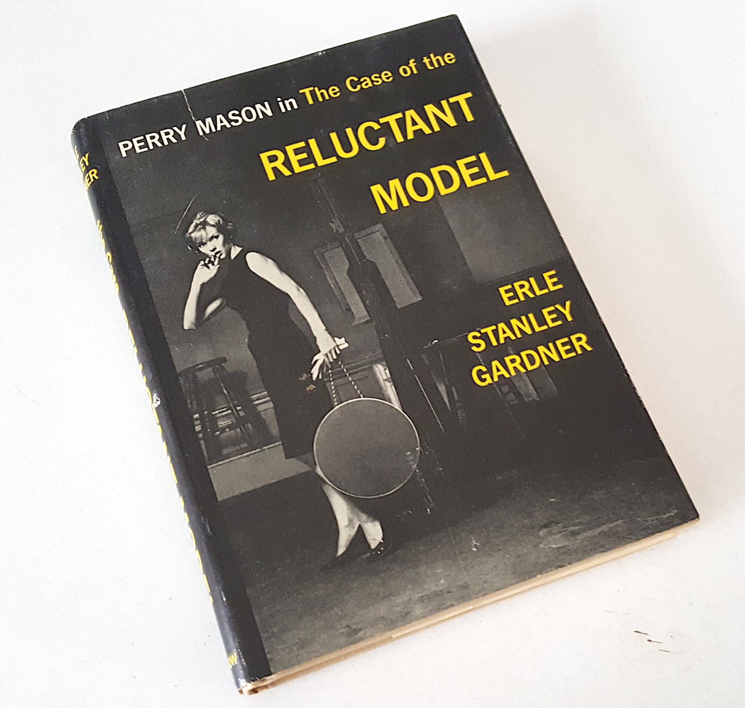 1962 The Case of the Reluctant Model - Erle Stanley Gardner, A Perry ...