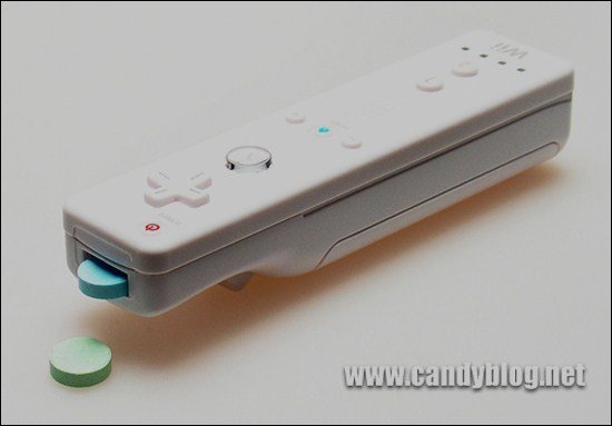 Wii Remote Novelty Candy Klik-On Dispenser by Au'some- Brand New ...