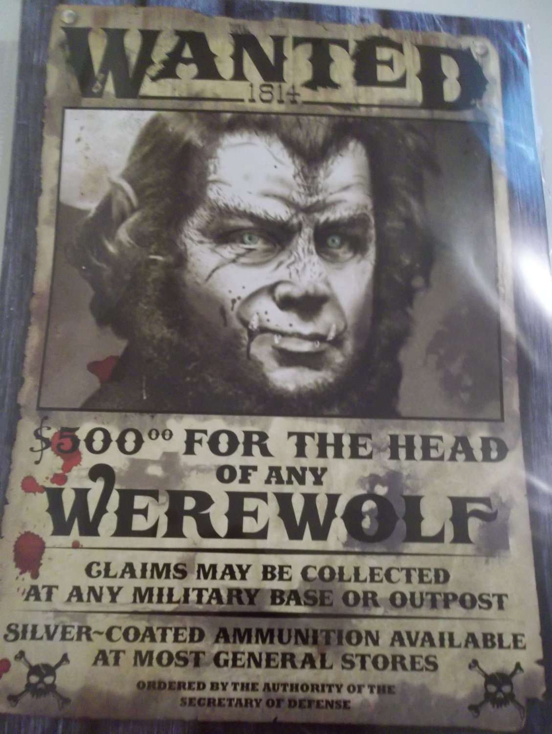 Creepy WANTED Werewolf Sign - Halloween Decoration/prank