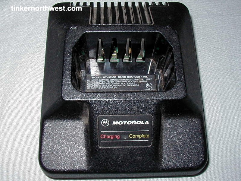 Motorola Radius P110 P24QLC20A2AA UHF Radio 450-470 MHz