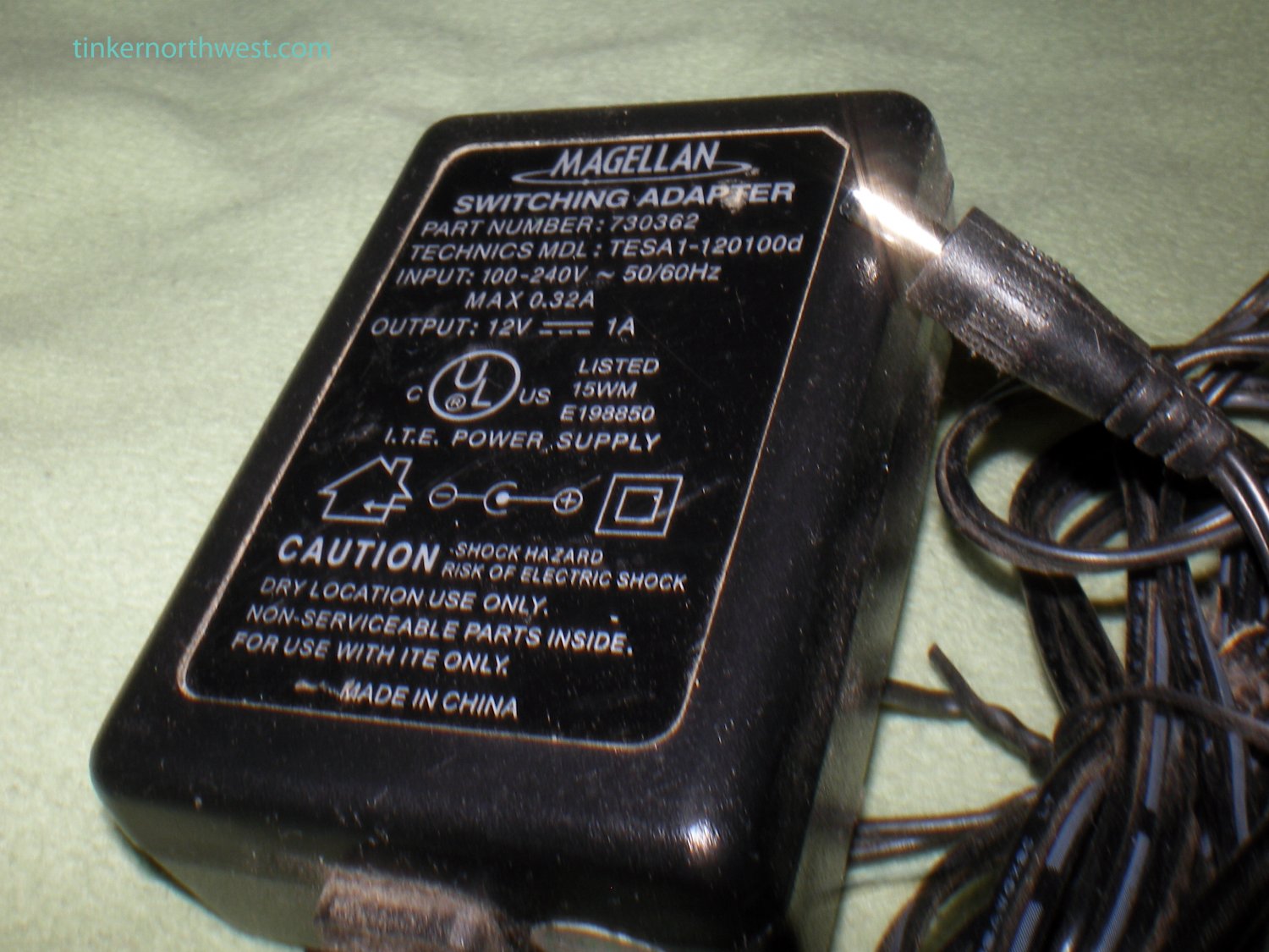 Magellan Roadmate AC Power Adapter OEM Supply 730362 TESA1-120100d 12V 1A