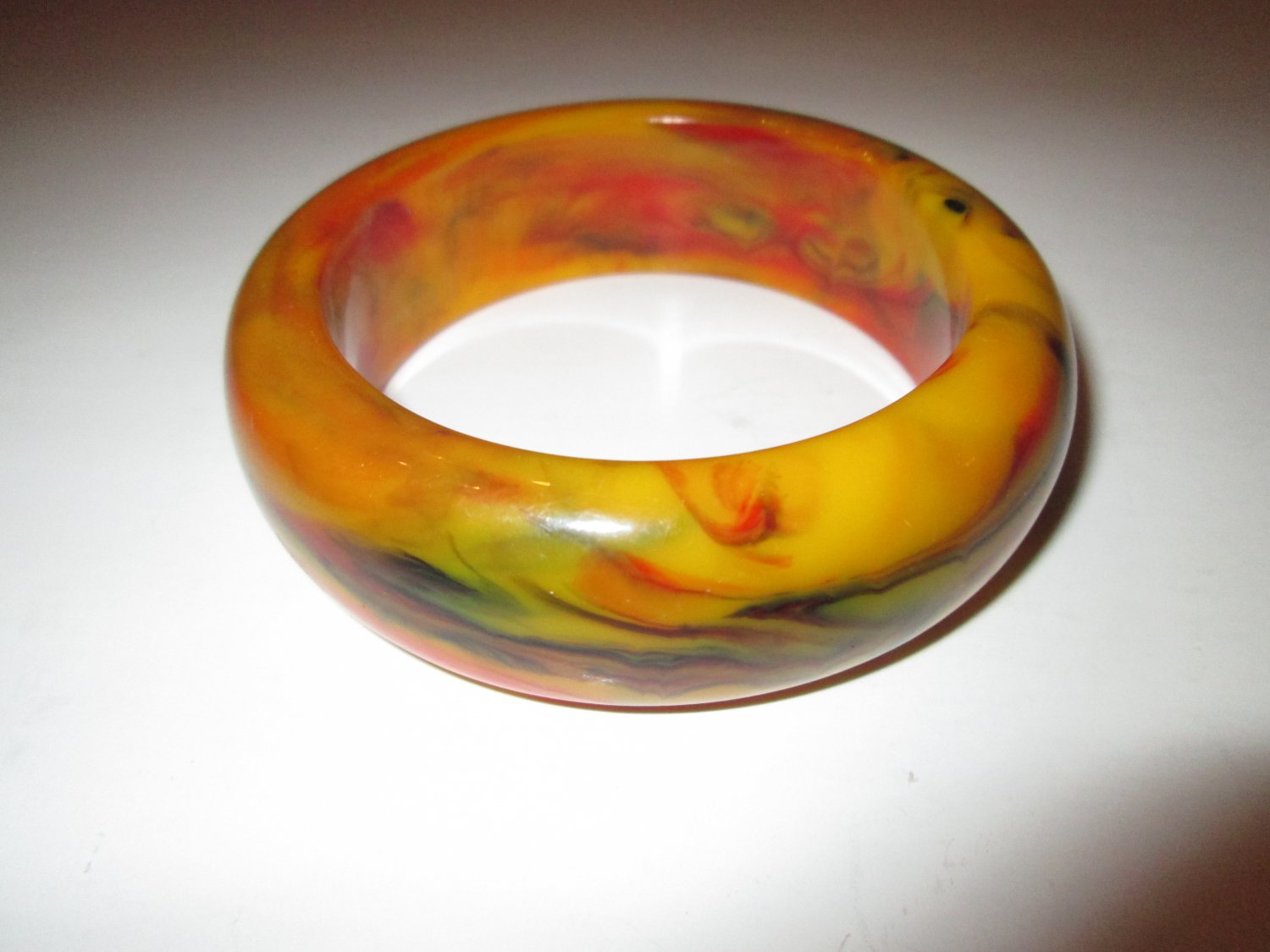 Vintage Bakelite Chunky End of Day Bakelite Bangle
