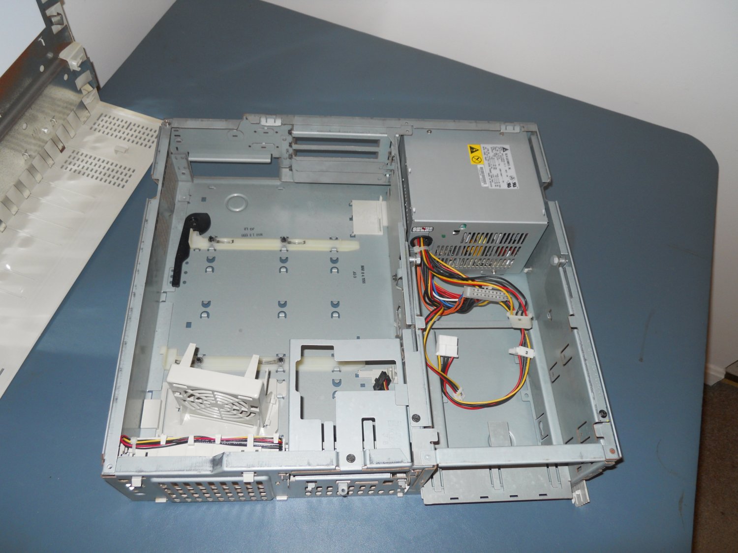 IBM 300GL desktop PC case chassis tower with power supply