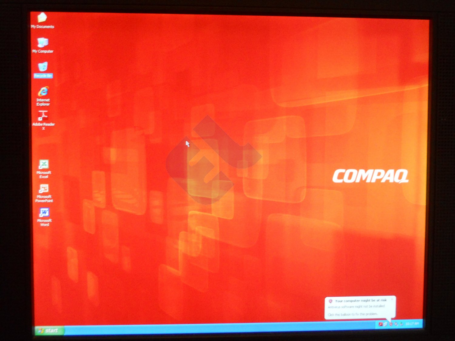 Compaq Presario sr1130nx desktop tower with Windows XP and Office