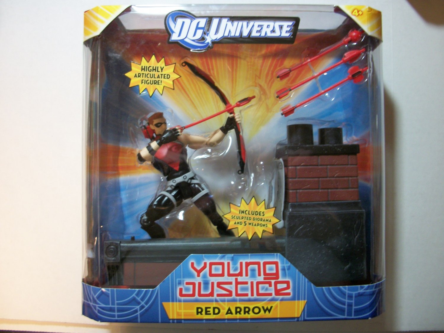 YOUNG JUSTICE DELUXE RED ARROW Action Figure