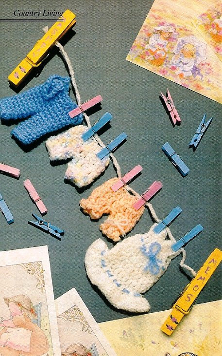 W453 Crochet PATTERN ONLY Mini Clothesline Memo Holder Pattern