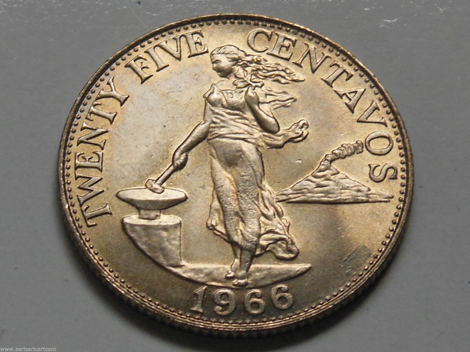 1966 Philippines 25 Centavos Coin KM# 189.1 High Grade Uncirculated