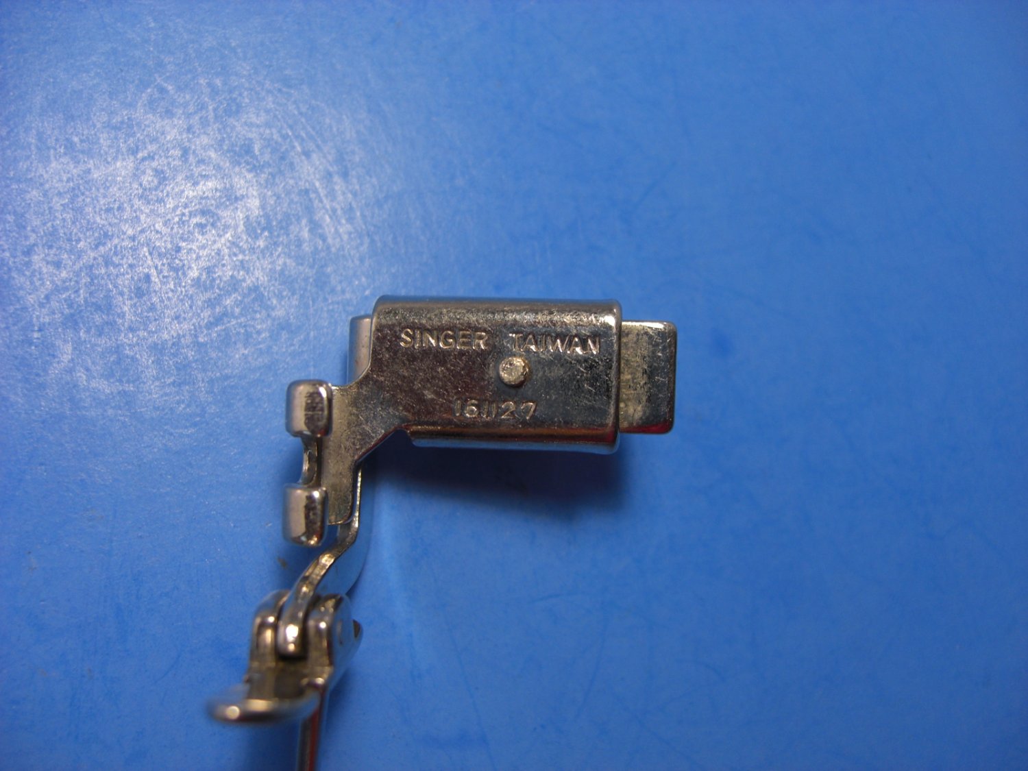 Singer Low Shank Adjustable Zipper Foot Fits Brother, Kenmore, Janome ...