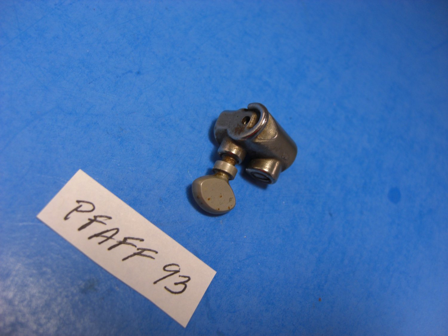 Pfaff 93 Sewing Machine Needle Clamp