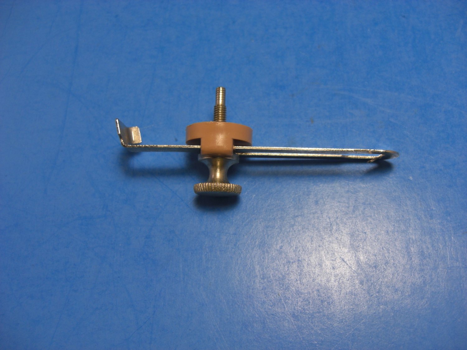 Singer Seam Guide Metal/Brown Part # 161172 B-36