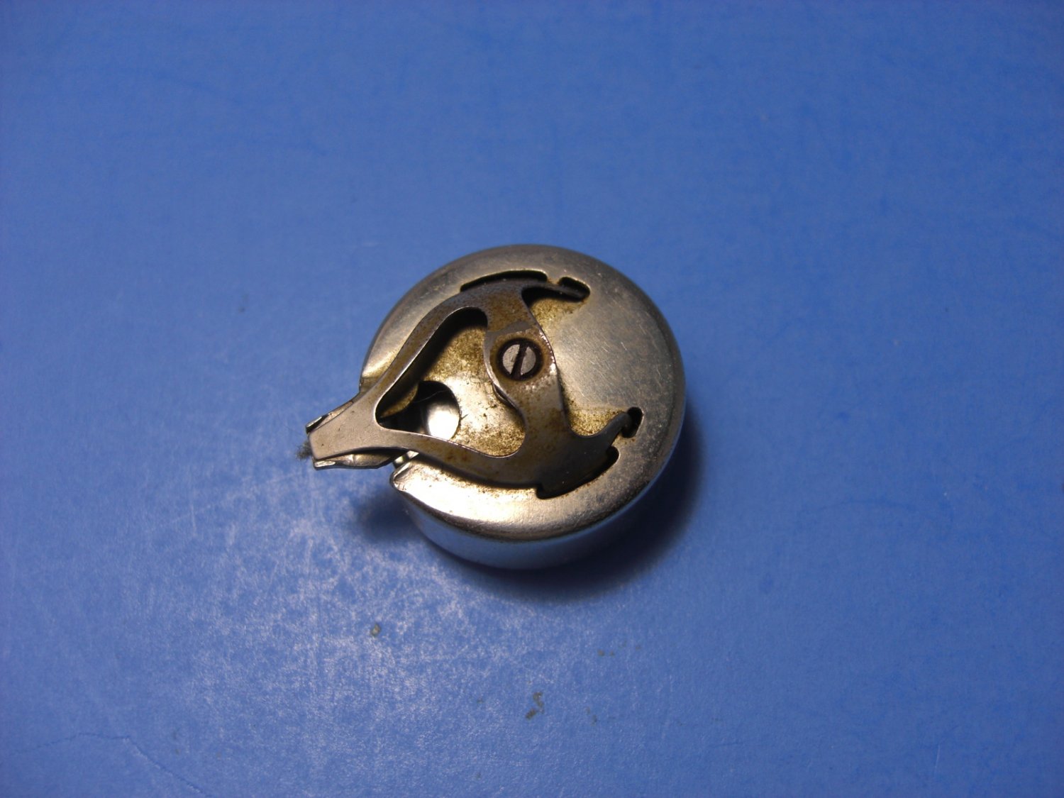 Rotary Bobbin Case #836