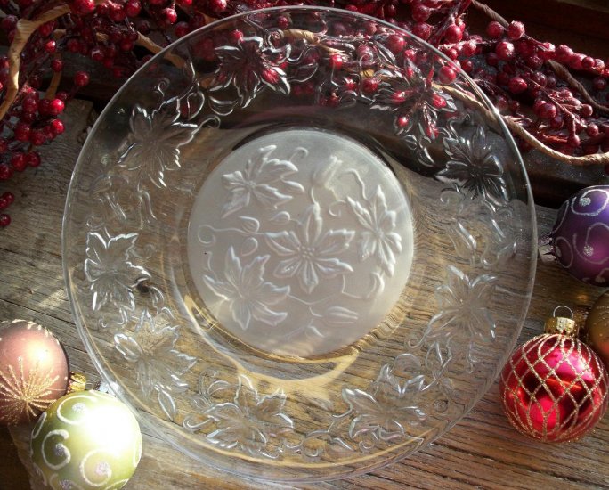 Set of 4 Princess House FANTASIA 8" Crystal Luncheon Plates