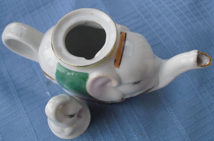 Small Vintage Chinese Elephant Teapot