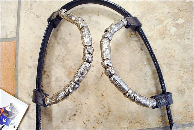 WESTERN LEATHER SHOW TACK ENGRAVED SILVER FERRULES TWO EAR HEADSTALL ...