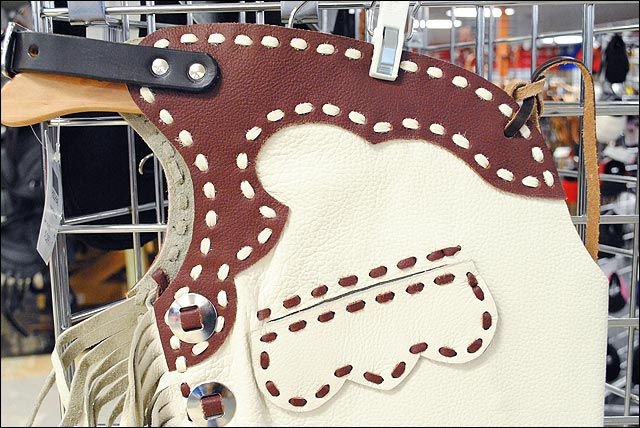 F-CH846 HILASON HANDMADE LEATHER TEXAS BELL RANCH COWBOY CHAPS LOADED W ...