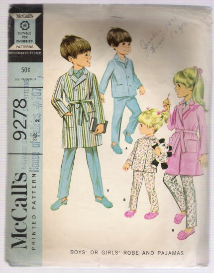 Boys' or Girls' Robe and Pajamas McCalls's #9278 Sewing Pattern