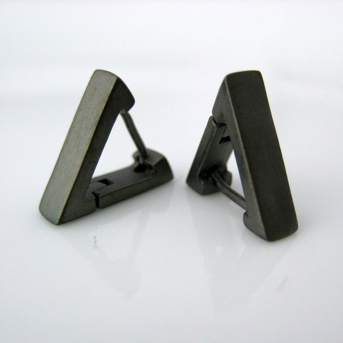 Men's earrings in triangle hoops, cartilage piercing earrings, S, black ...