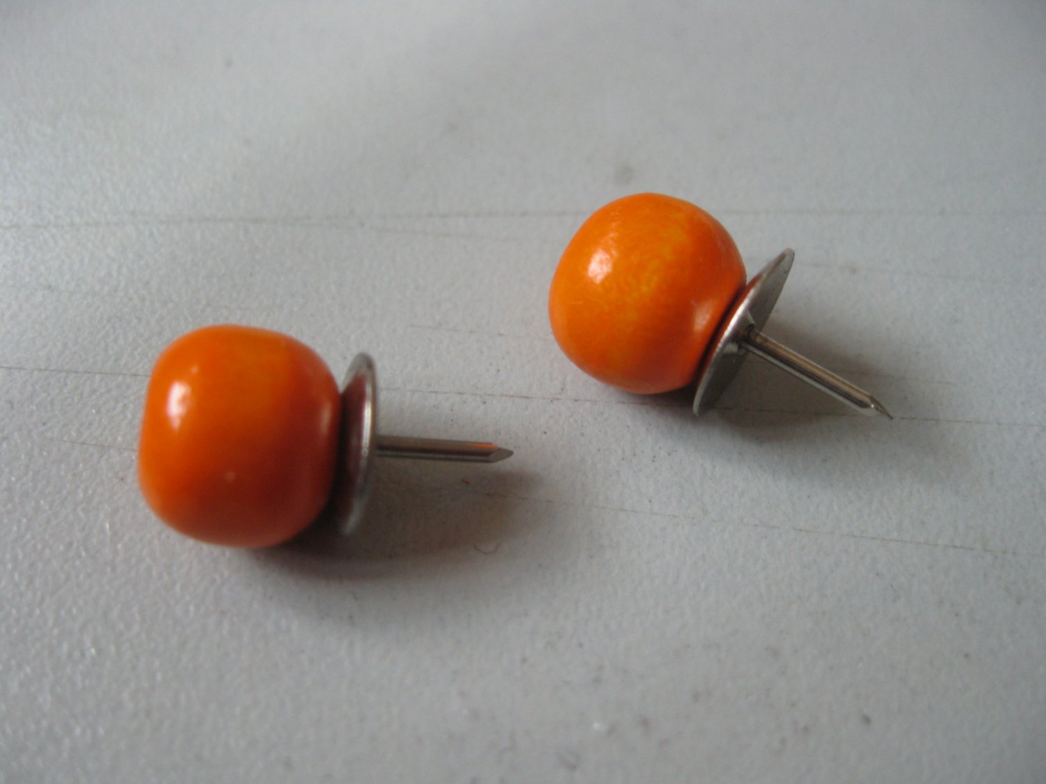 Lot of 30pcs orange Ball Push Pin Thumb Tacks office school home