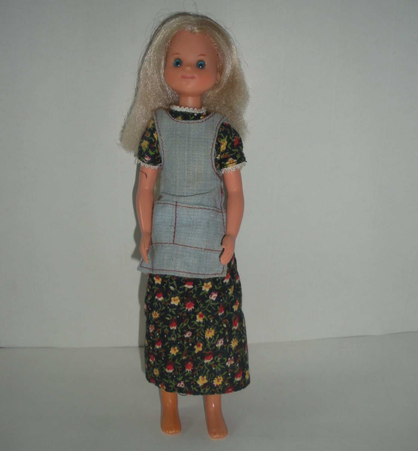 Mattel Sunshine Family Doll