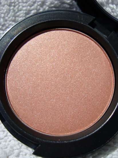 MAC Sheertone Shimmer Blush "Sunbasque"