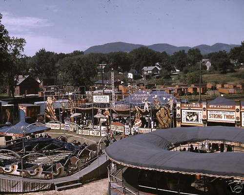 CARNIVAL PHOTO MONKEY CIRCUS MIDWAY SIDE SHOW FREAK VINTAGE HISTORIC ...