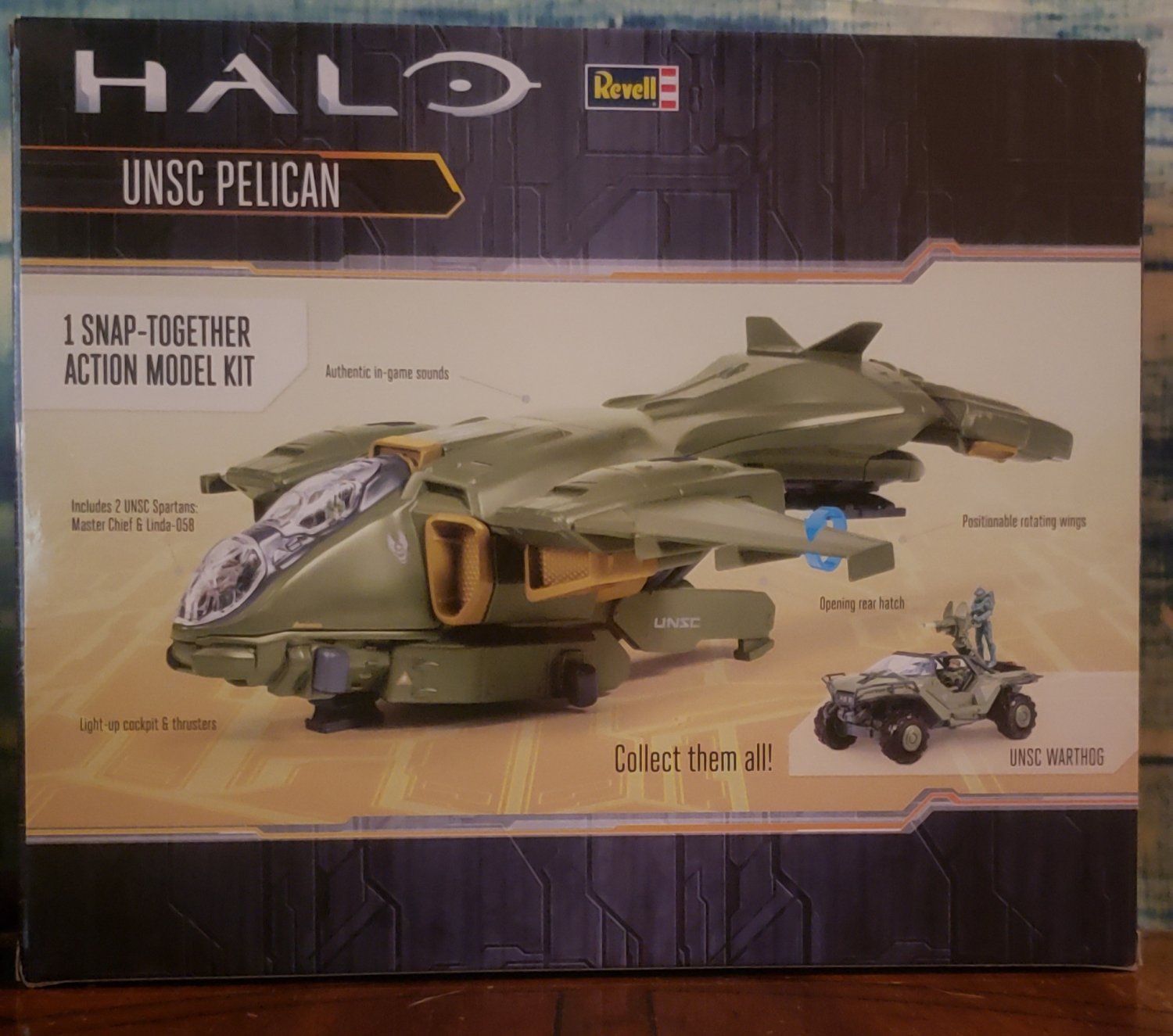 HALO - UNSC PELICAN - SNAPTITE Model Kit - Lights and Sound -2 Spartans