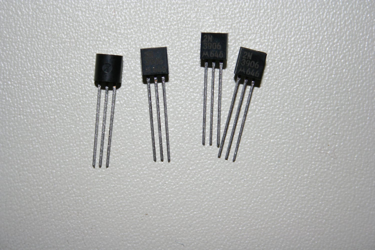 2N4401 NPN TRANSISTOR GENERAL PURPOSE 10 Pcs.