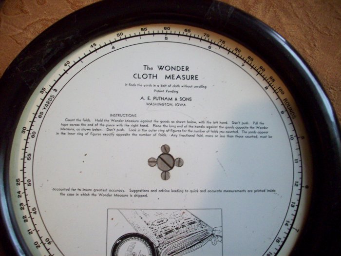 Bakelite The Wonder Cloth Measure