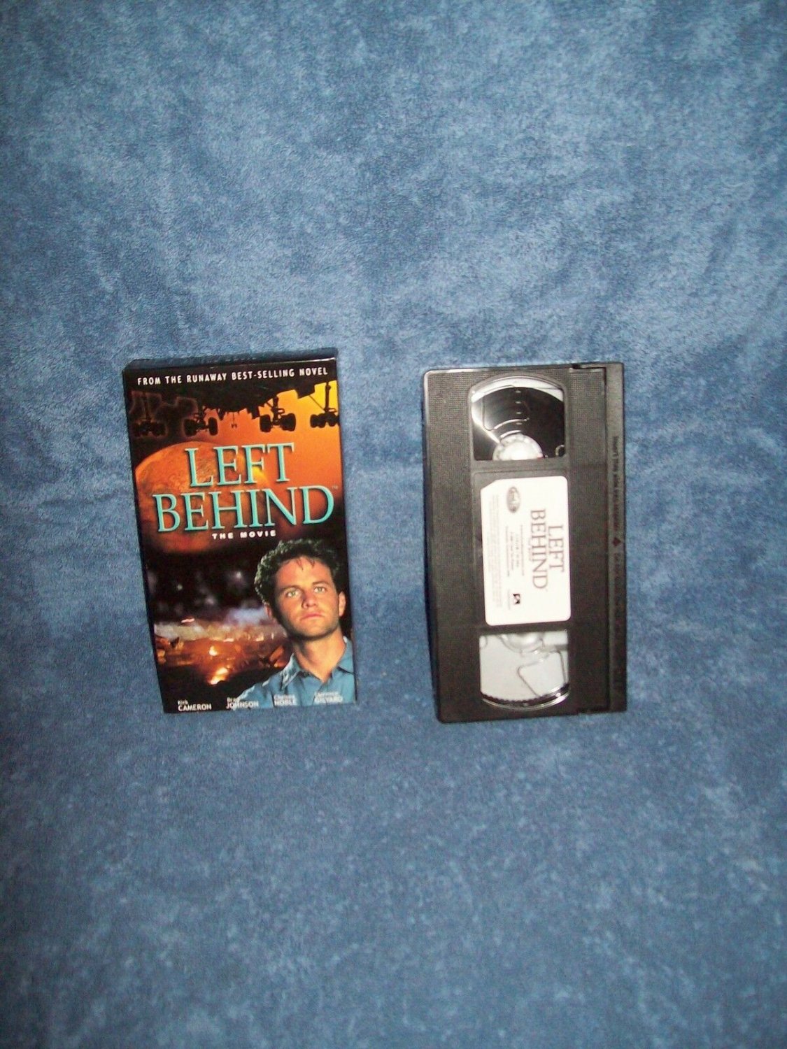 Left Behind - The Movie (VHS, 2000) Kirk Cameron Video Movie