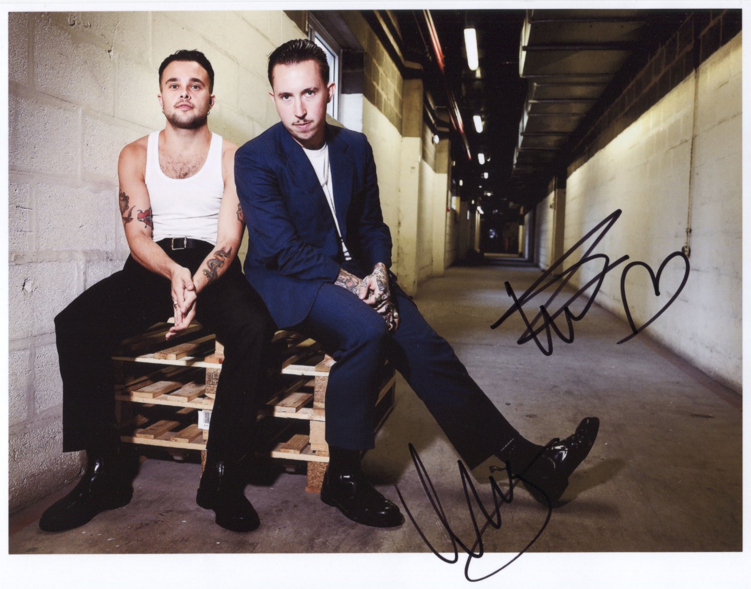 Slaves (Band) SIGNED 8" x 10" Photo + Certificate Of Authentication 100 ...
