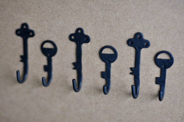 Black Wall Hooks – Key Shape (set of 2)