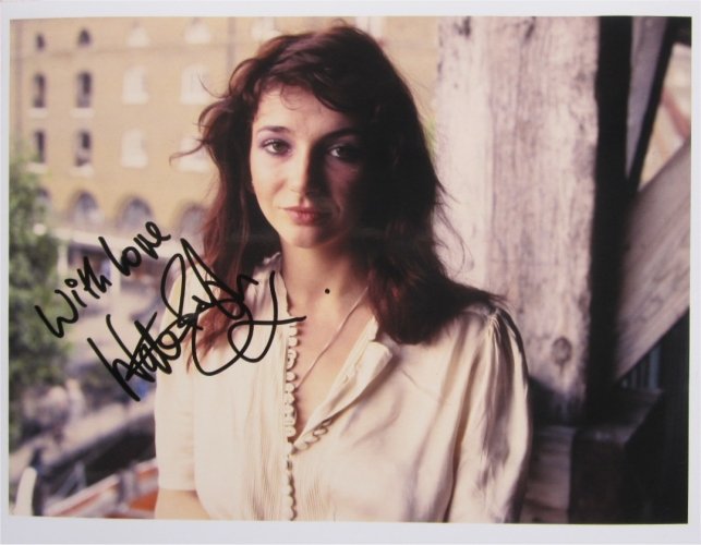 SUPERB KATE BUSH SIGNED PHOTO + COA!!!